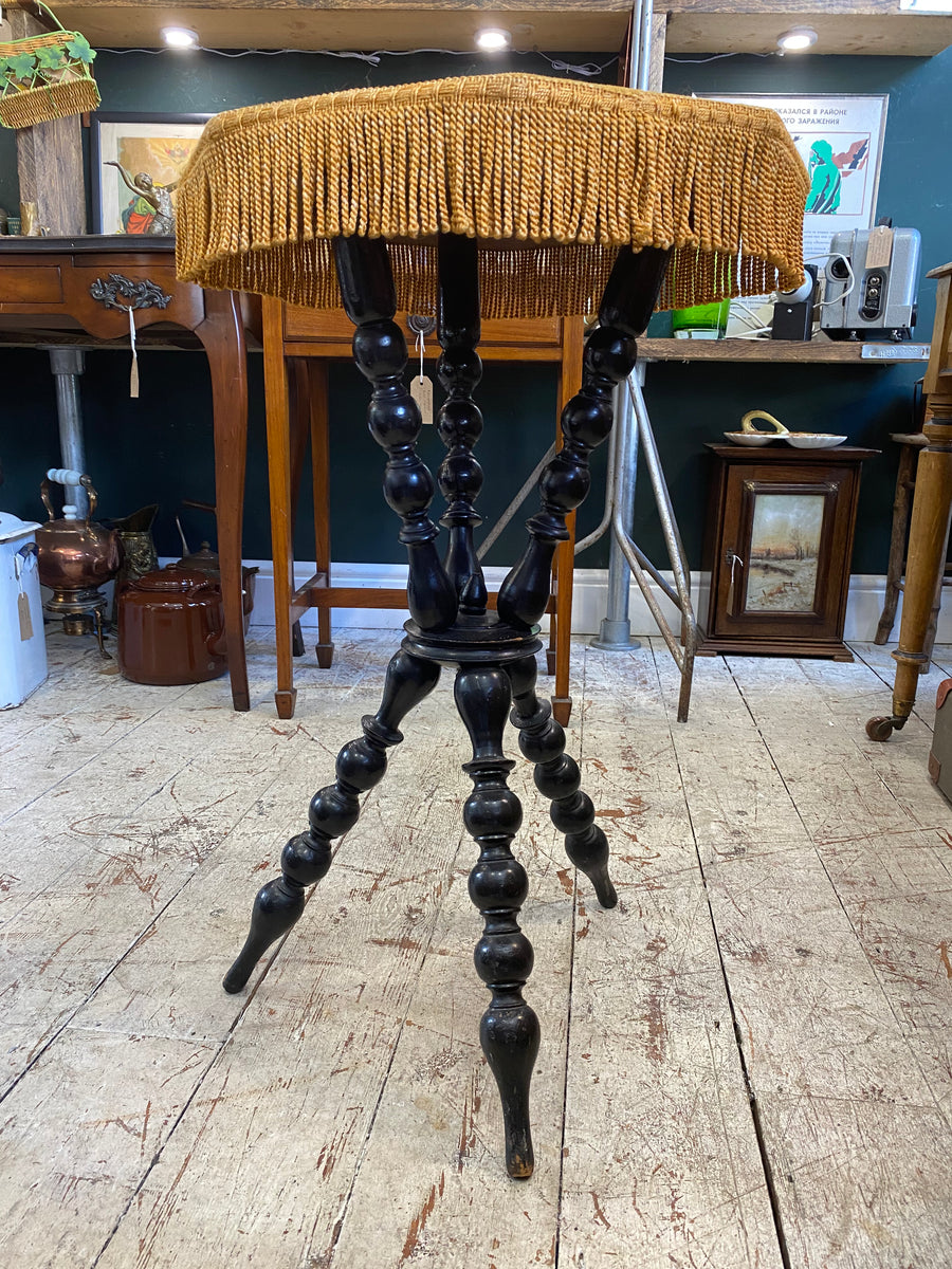 Victorian Octagonal Wooden Gypsy Table – Bobbin Legs & Velvet Top ...