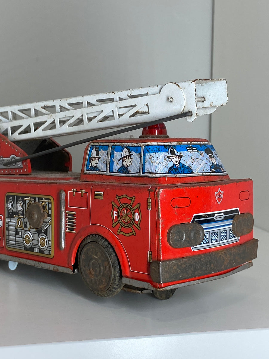 Vintage 1950s Horikowa Toy Fire Engine – Battery-Operated Tin Plate De ...