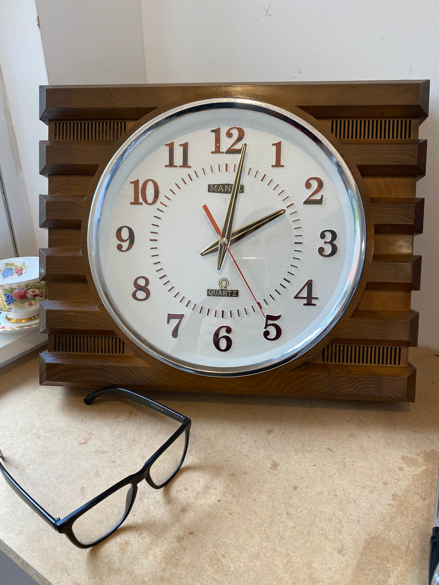 Vintage Manix Large Quartz Wall Clock – Retro Mid-Century Style ...